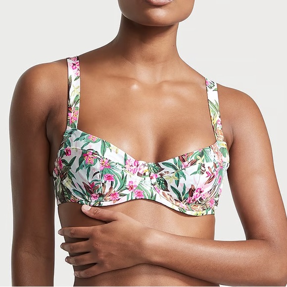 Victoria's Secret | Swim | New Victorias Secret Essential Wicked Bikini Top | Poshmark
